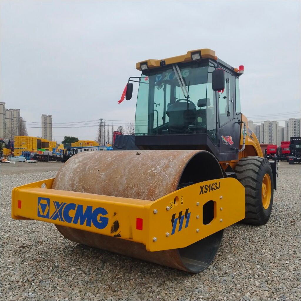 Used 14 ton XCMG xs143j roller single drum roller hot sell – Shanghai ...